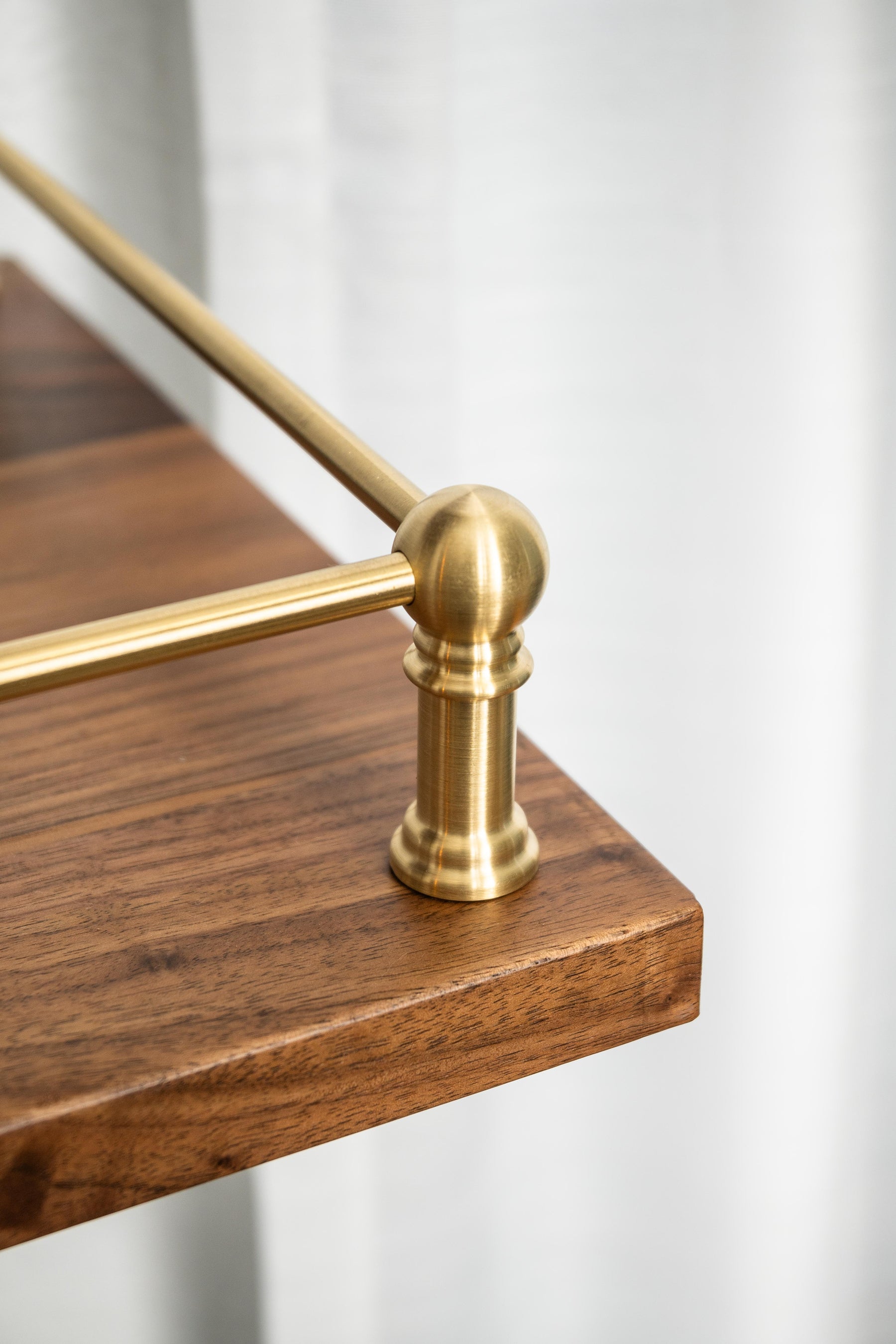 Tipping Rail Corner Post - Solid Brass | The Pawn Gallery Rail - Brass ...